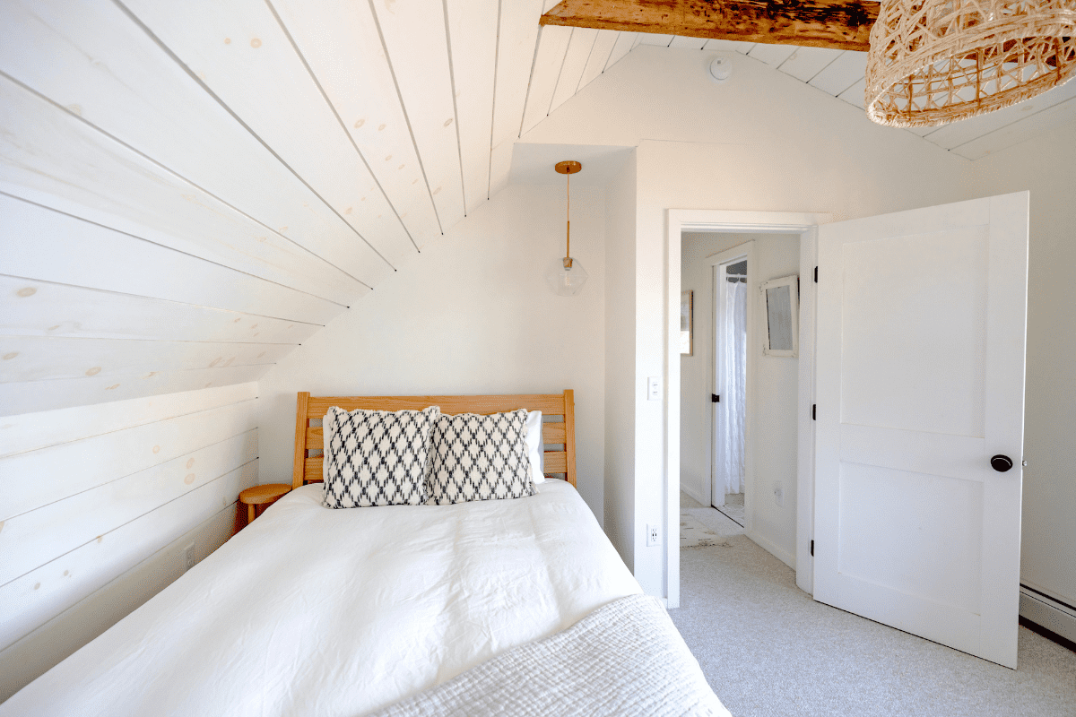 What Homeowners Should Know About HOA Airbnb Policies Kuester Management