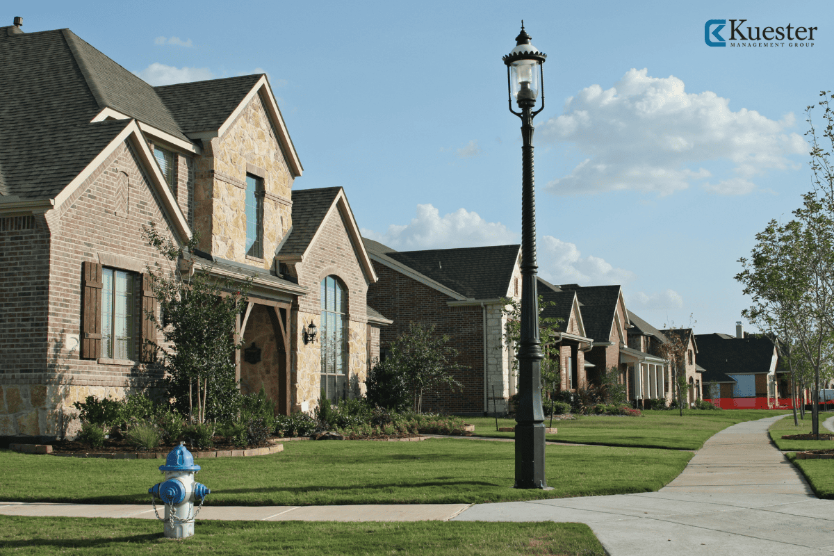 The Real Pros and Cons of Living in an HOA (and How to Make It Work for ...